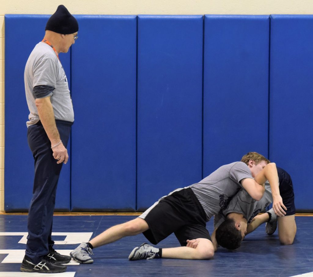 Simon, Roaring Lions have lofty goals for upcoming season - Herald-Standard